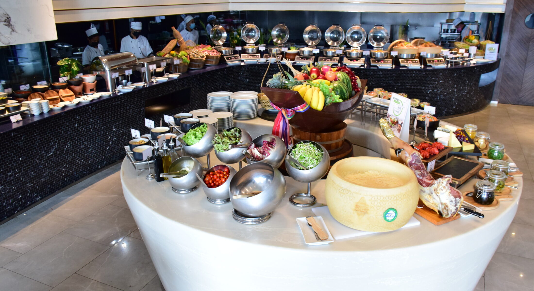 The Terrace @72 - Ramada Plaza by Wyndham Bangkok Menam Riverside